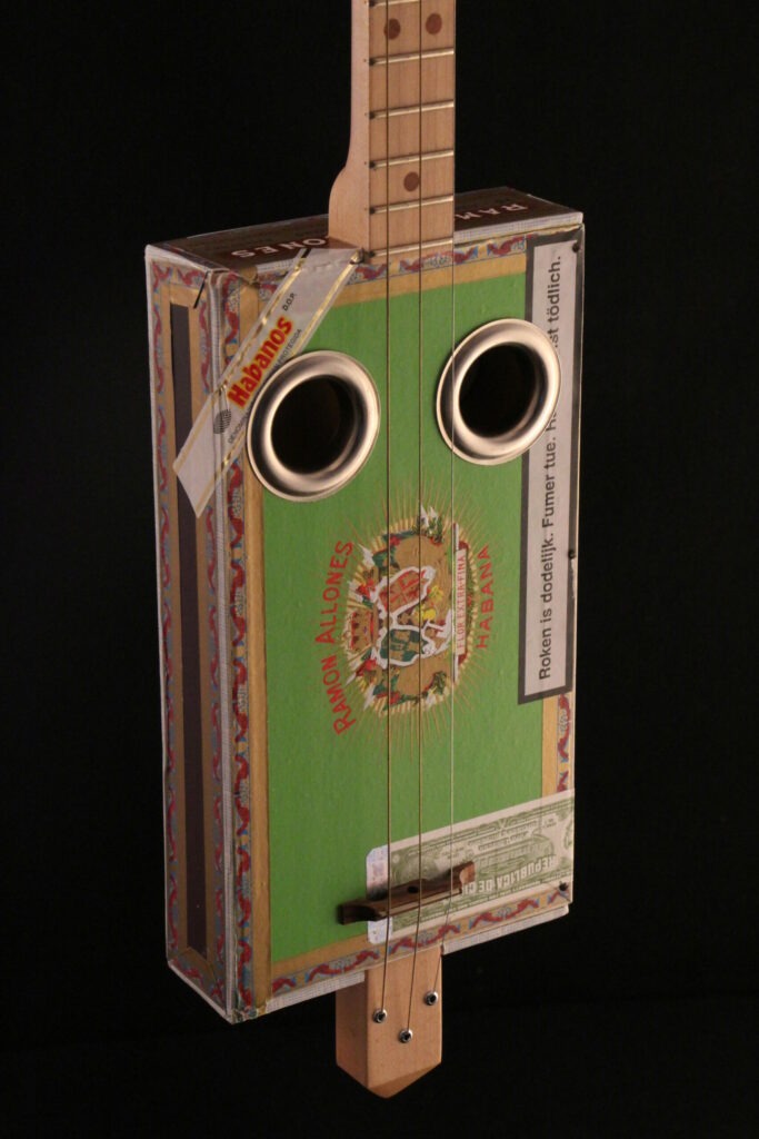 Ramon Allones – Jug Instruments